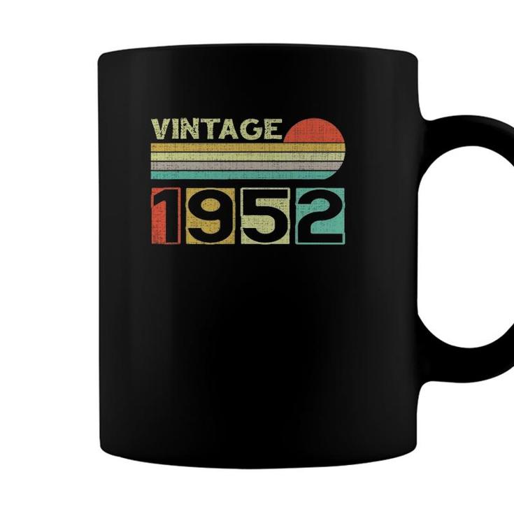 Vintage 1952 70Th Birthday Gift Men Women 70 Years Old Coffee Mug ...