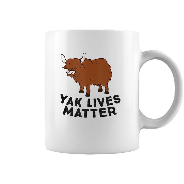 Yak Lives Matter Cute Yak Lover Gift Coffee Mug | Mazezy