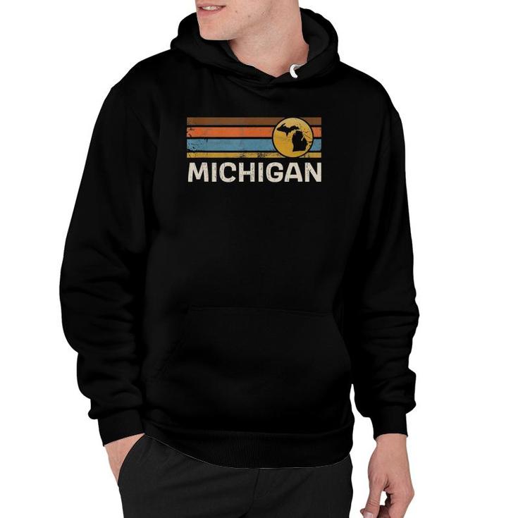 Graphic Tee Michigan Us State Map Vintage Retro Stripes Hoodie | Mazezy